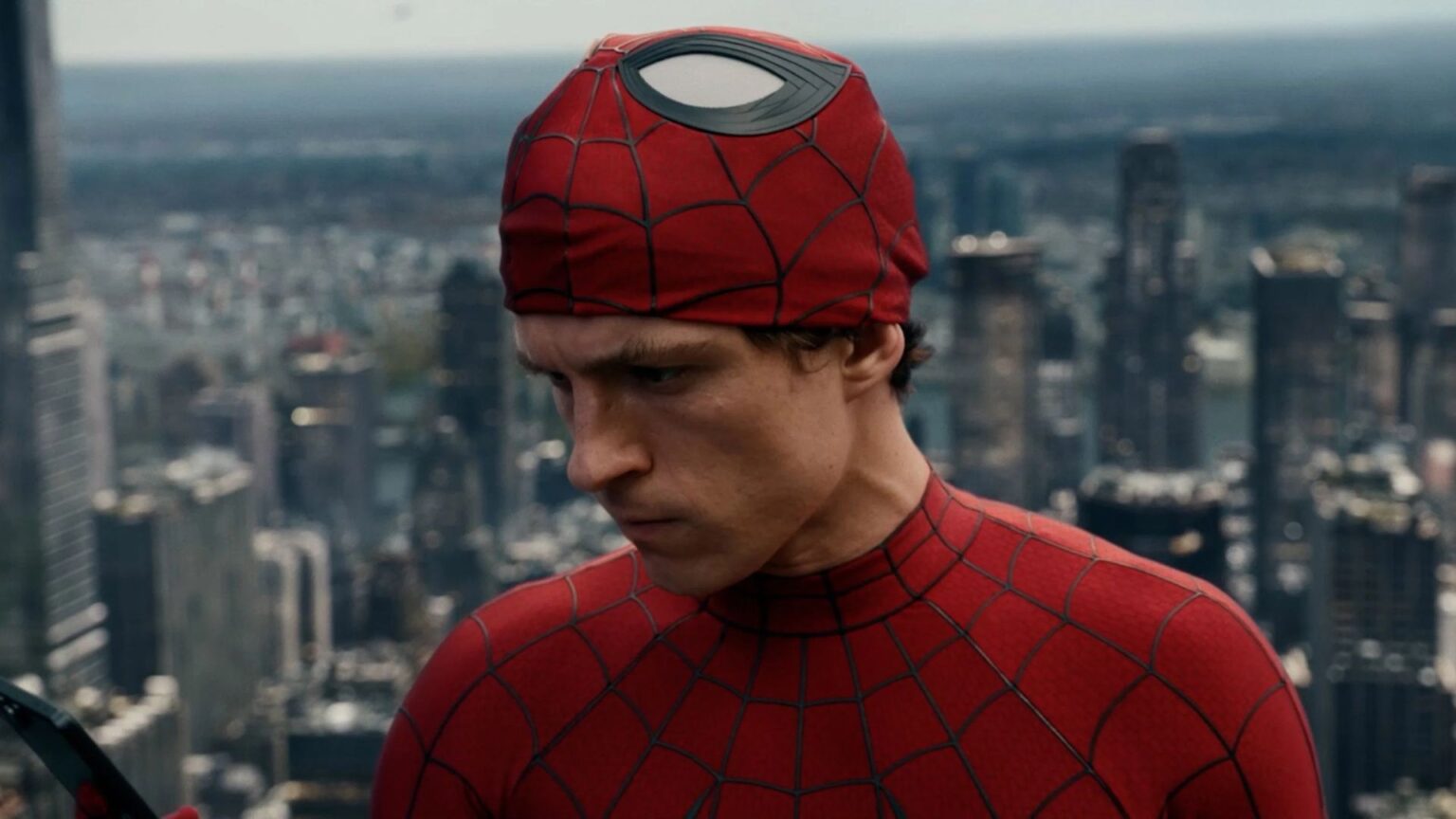 Tom Holland quer preparar sucessor para assumir papel de Homem-Aranha ...